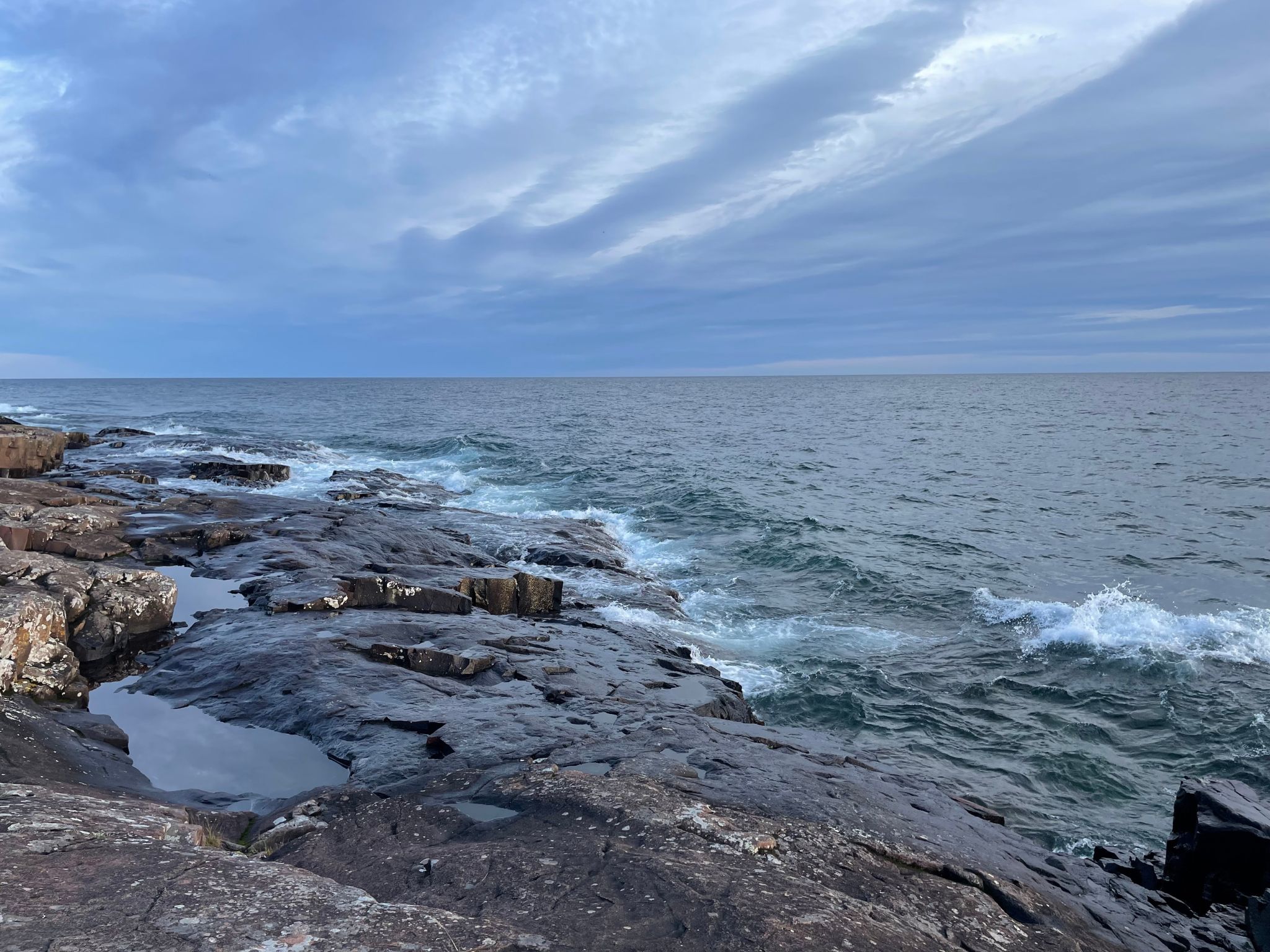 Black Beach, Minnesota: Visit This Unique North Shore Stop – Journey ...